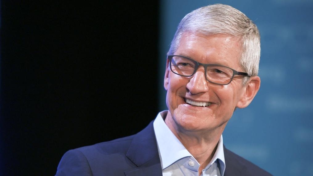 The David Rubenstein Show: Peer to Peer Conversations | Tim Cook | WTTW