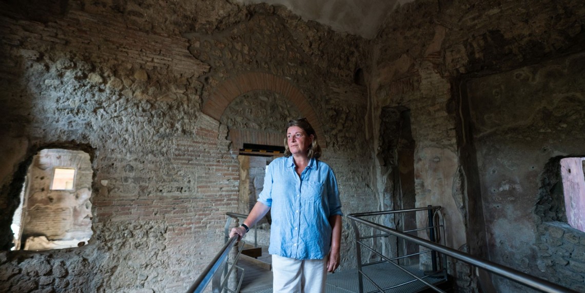 Pompeii: The New Dig | House of Treasures | WTTW